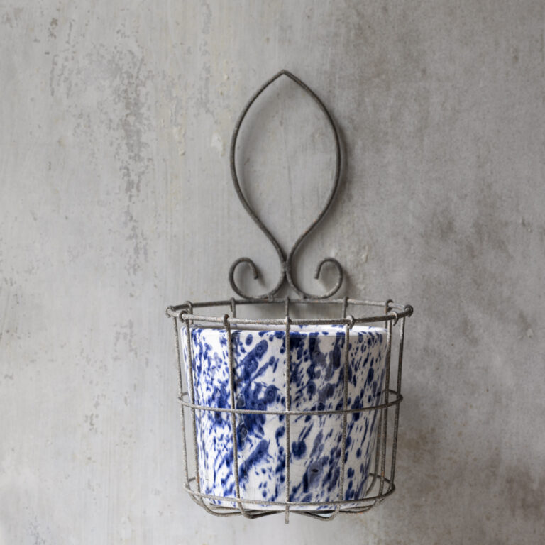 Round Wire Basket Set of 2 - Grand Illusions Wholesale